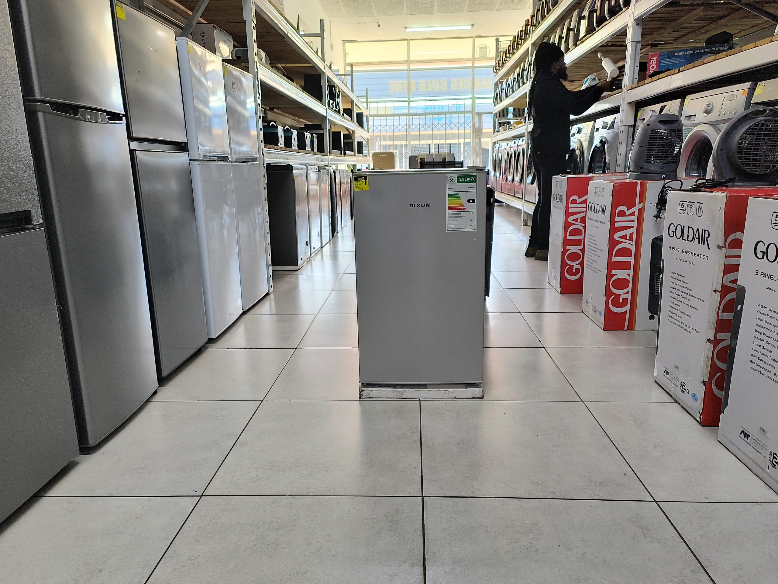 86L Dixon KR-90/M bar fridge – Appliance & Furniture King